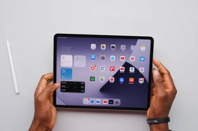 iPad Generasi 10 Terbaru Jadi Primadona Mahasiswa Buat Kerjain Tugas 2026