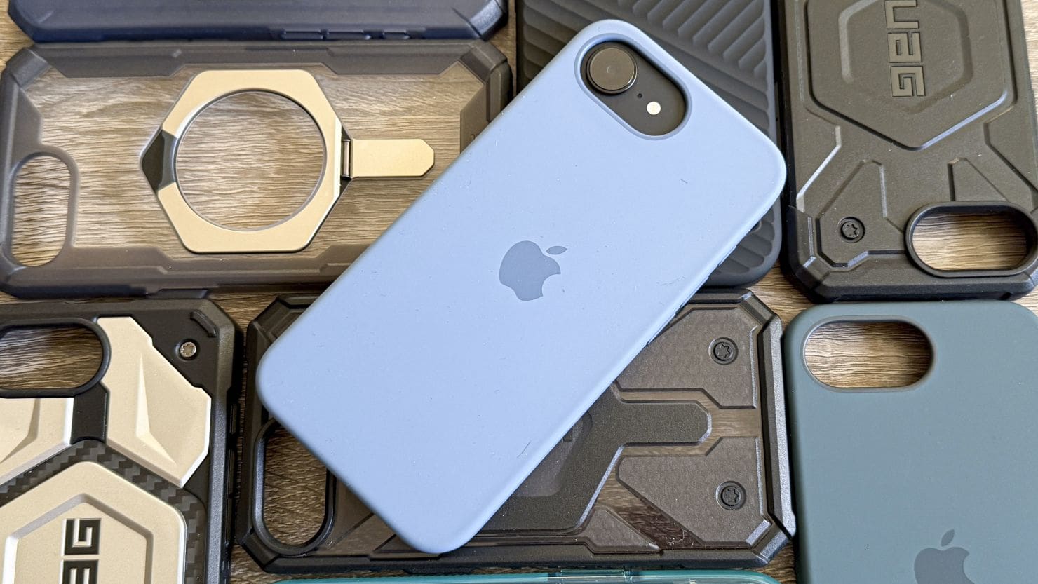 Jenis-Jenis Case iPhone yang Wajib Kamu Tau Biar Nggak Salah Pilih 2026